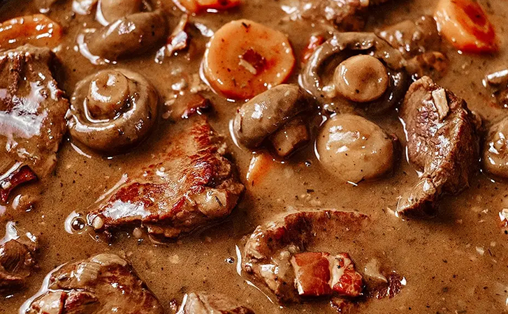 Тушим говядину по цыганскому рецепту. Даже если мясо было совсем ...